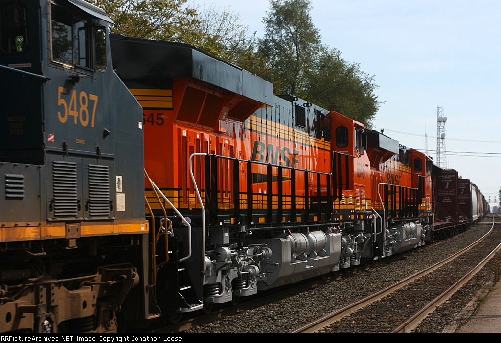 BNSF 6645 & 6644